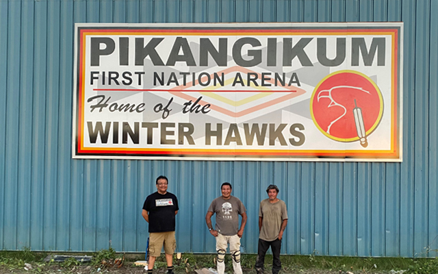 New sign for Pikangikum gathering place | The North West Company